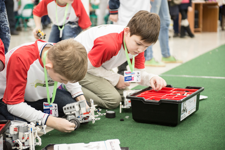 5й открытый турнир по робототехники "RoboBattle" - 22.12.15 11:00 | Пикабу